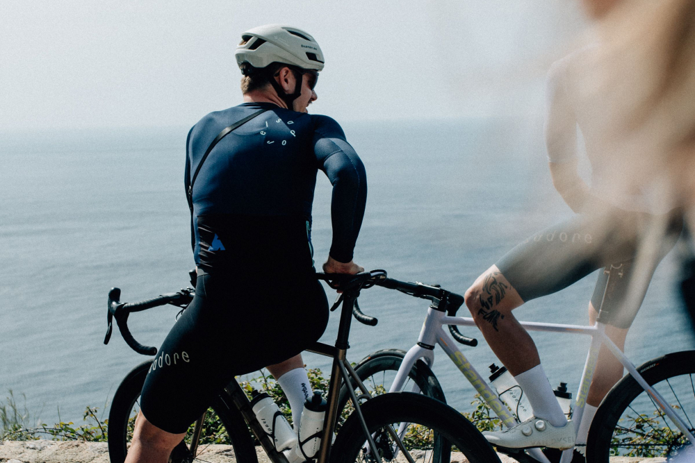 Timeless cycling clothing responsibly made