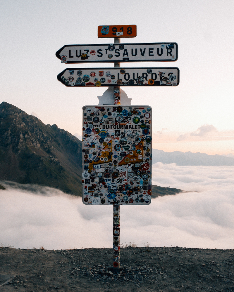 Isadore Stickers Green